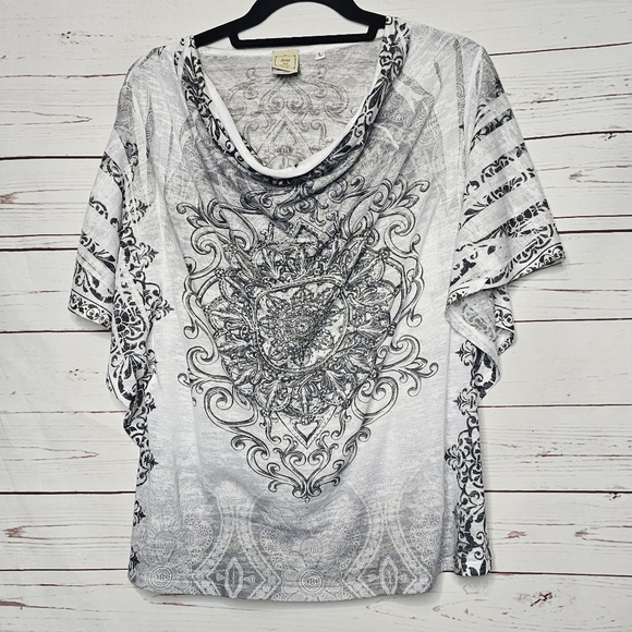 Jess & Jane | Tops | Jess Jane Arch Medallion Bat Wing Drape Neck Top ...